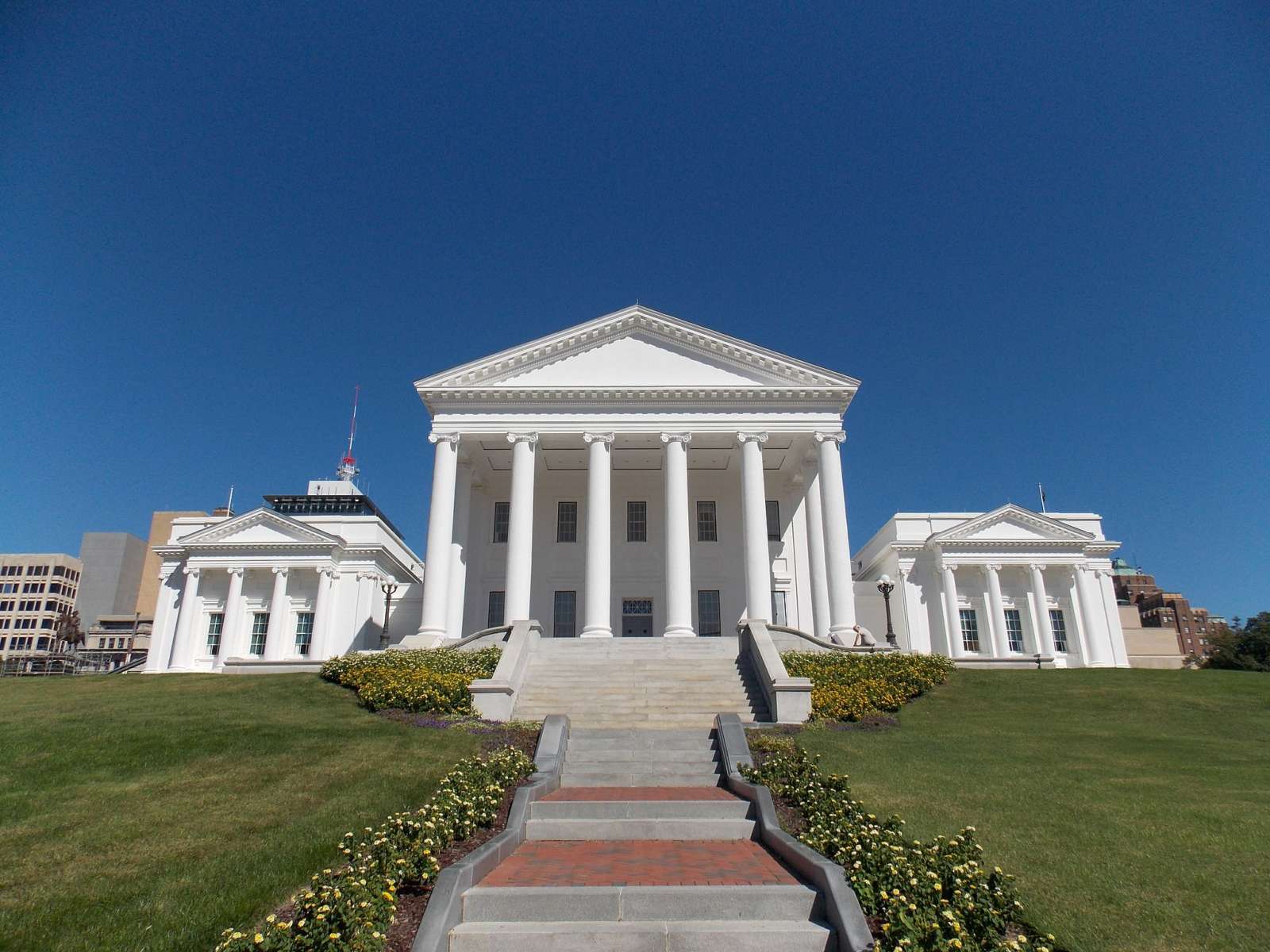 Redistricting adds intrigue to 2023 senate races in Fairfax County ...