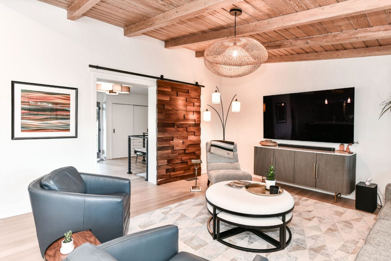 Reno of the Month: Interior door inspiration for your Reston home ...